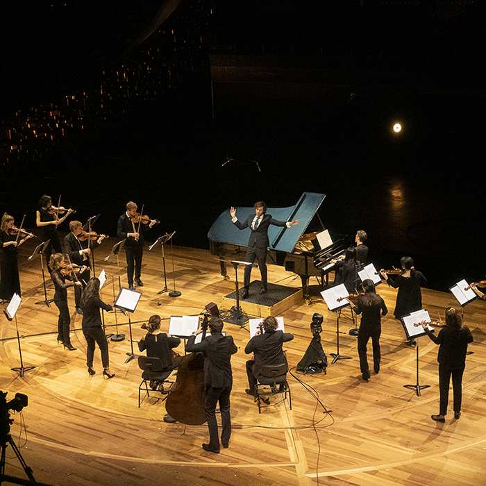 Le Balcon: biography, videos - medici.tv