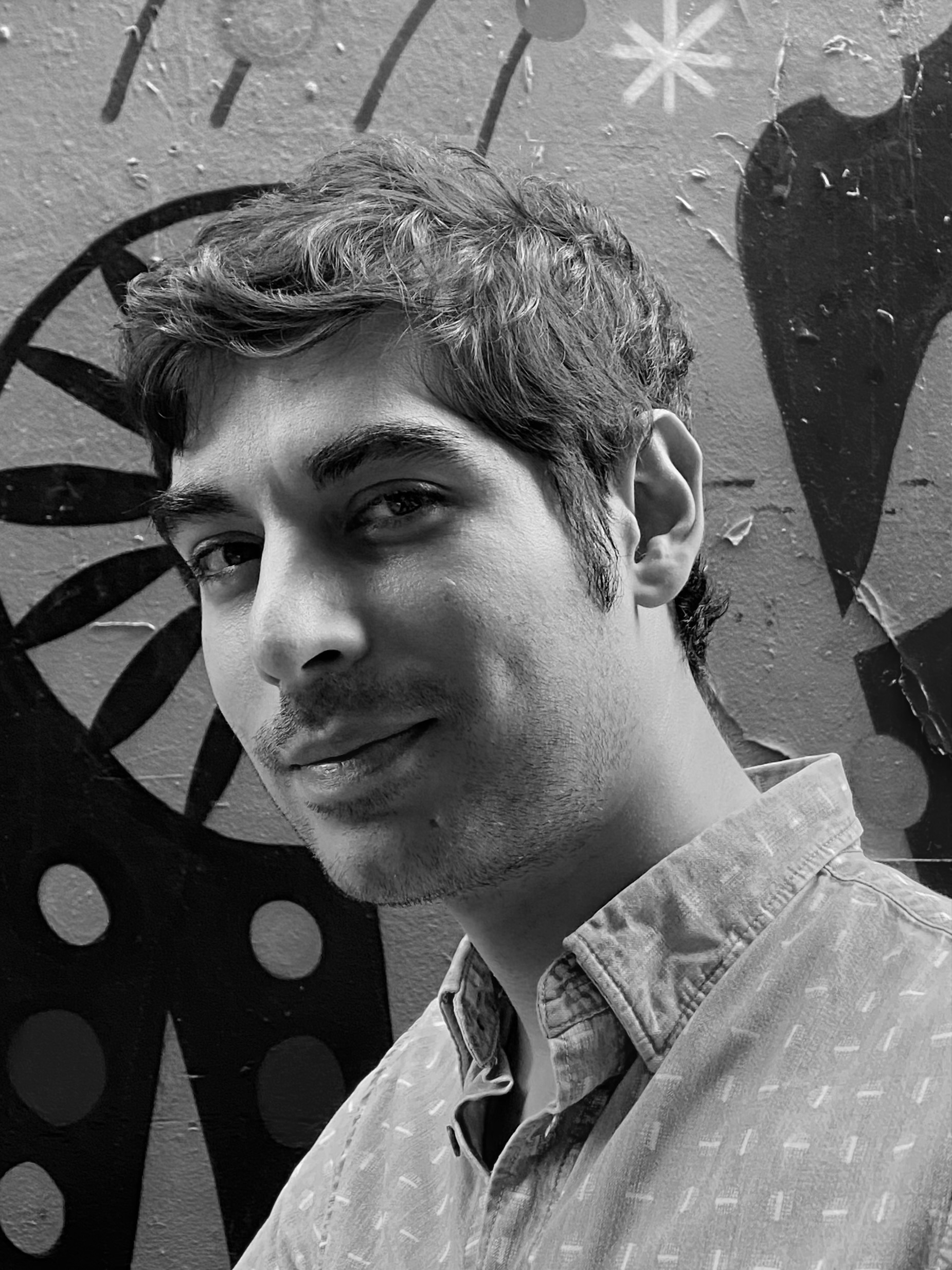 Théophile Krosi-Douté, director y compositor