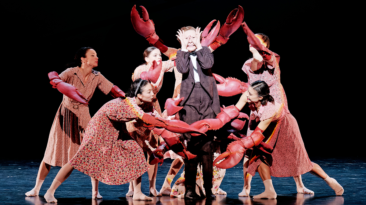 Alice by Amir Hosseinpour and Jonathan Lunn, music by Philip Glass